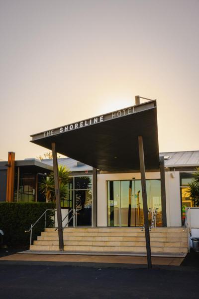 Shoreline Hotel - Tasmania
