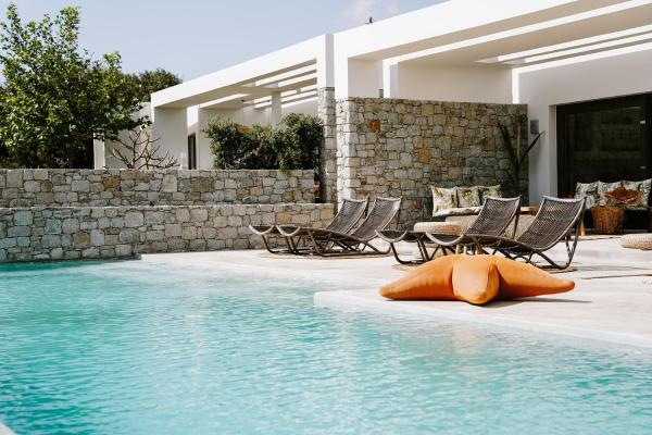 Hidden Hill Naxos Villas - Naxos