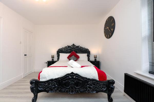 Nelson Cottage- Wifi-parking-m65-hospital- Town -Food- Shops- Contractor - Burnley