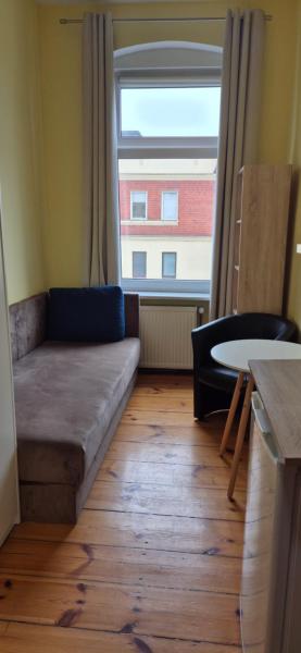 Hostel Tulip - Pokój 6 Ze Wspólną łAzienką I Kuchnią - Szczecin