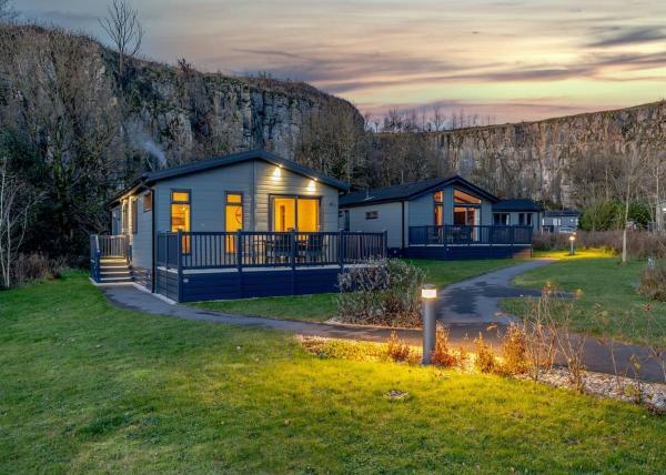 Rivendale Lodge Retreat - United Kingdom