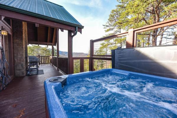 Big Blue Ridge Mtn Views Hot Tub Pool Table - Townsend, TN