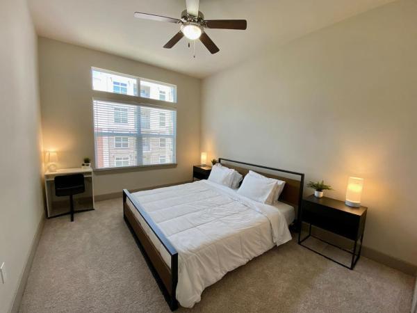 Vargos Longterm Gym Pool 2b2b King Fully Equipped - Houston, TX