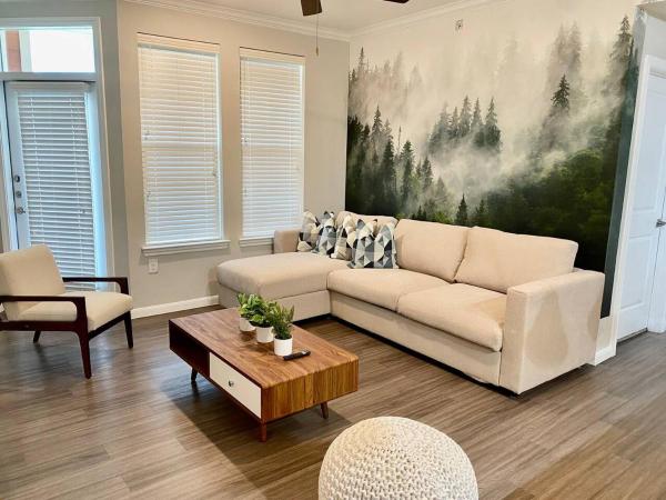 Spring Modern 2b2b King Fully Equipped Long Term - Champion Lake, Spring