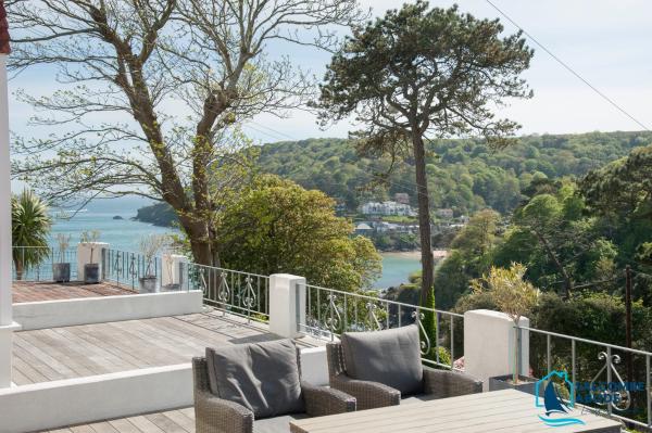 Elevated Coastal Escape - Breathtaking Views - Salcombe