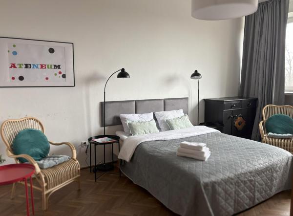 Solec By The River Apartment By Bookinghost - Varsovie