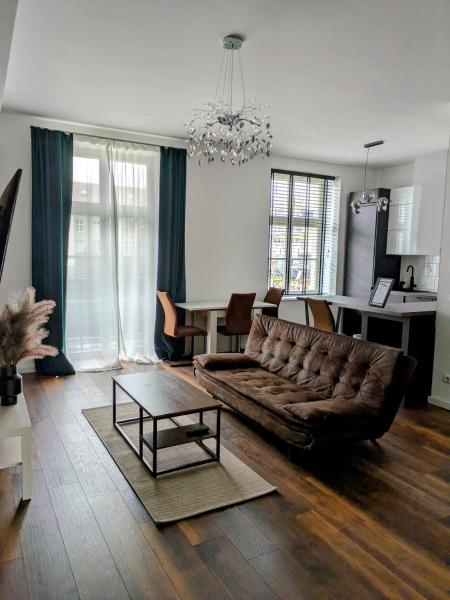 Spacious 2-bedroom Apartment Near City Center - Berlin