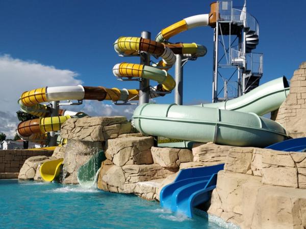 Bonnes Vacances Sur Le Camping La Prairie - シャラン