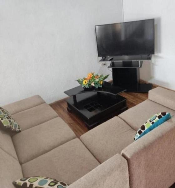 Departamento Grande En Cuenca - Cuenca