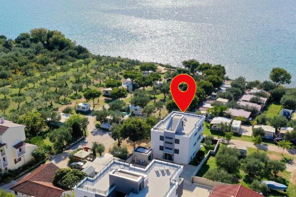 Family-friendly Apartments With Swimming Pool Sveti Filip I Jakov, Biograd - 19325 - Biograd na Moru