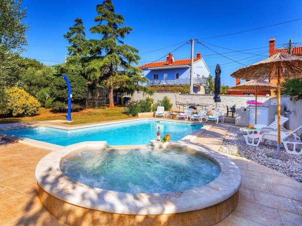 Villa In Pula Near Roman Amphitheater - Pula