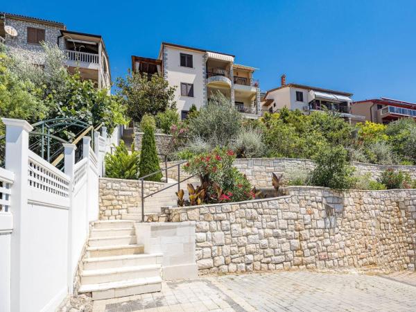 Apartment With Balcony And Sea View - Labin