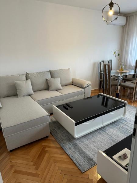 Dielli Apartment - Kosovo