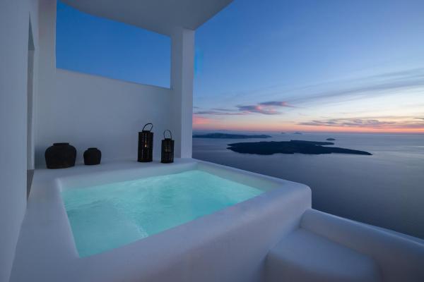 Surupo Suites - Santorin
