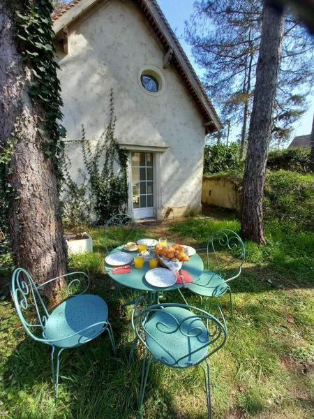 La Maisonnette De La Danasha - Sully-sur-Loire