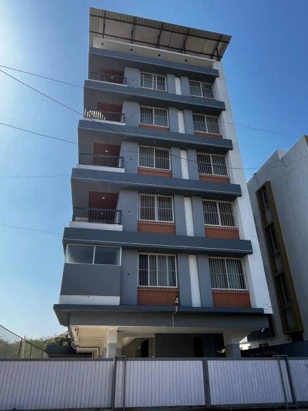 Anahat Host All Shuttler 2bhk 2 Bed Ac Appartment - Nashik