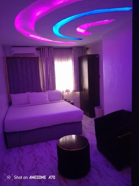 Cee's Place - Lagos