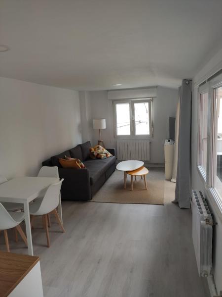 Acogedor Apartamento Reformado - Santander, Spain