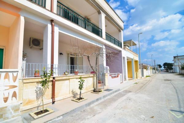 Casa Nzinu A Soli 170 Mt Dal Mare Di Torre Colimena - Avetrana
