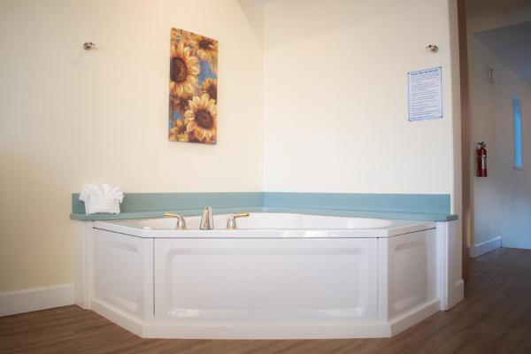 Lakeshore Lodging Lodge 713 - Homer, AK