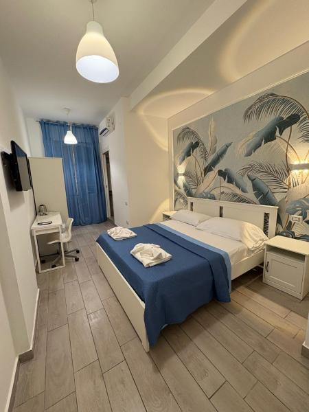 Viren Rooms - Naples