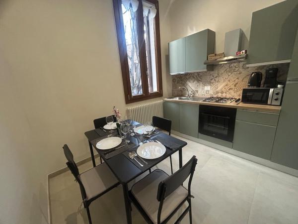 Carradori Apartment-centro Storico-autodromo - Imola