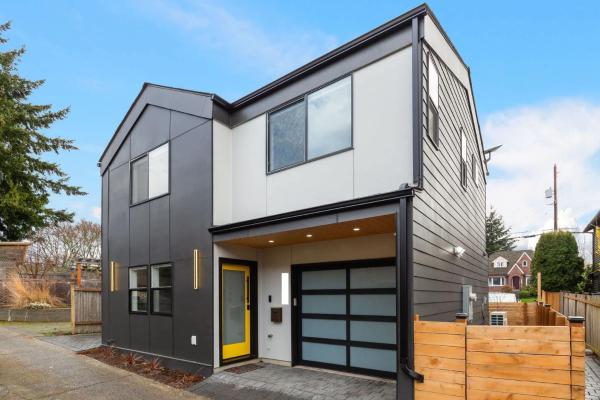 Modern Ballard Retreat Near Beach & Parks - Seattle, WA