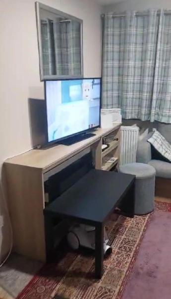 Lovely 6 Berth Caravan With Wi-fi At Dovercourt Holiday Park In Essex Ref 44001g - Harwich