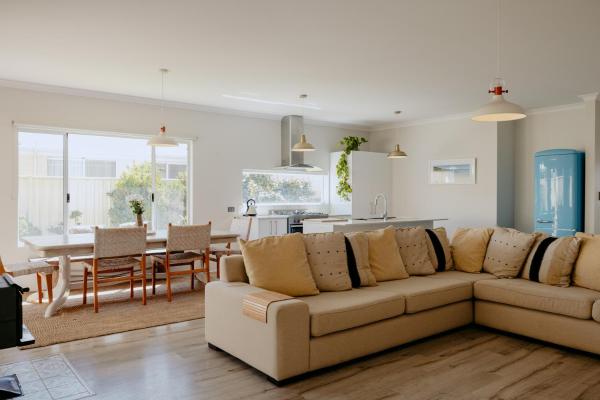 Papillon Pet Friendly 3br Home With Fenced Yard Dunsborough - Yallingup