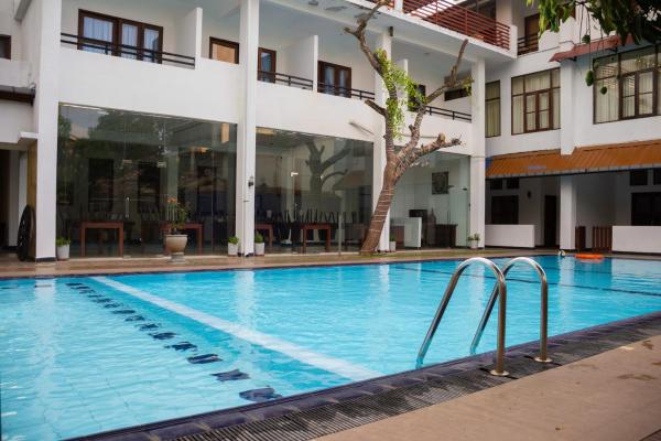 Woodnest Windmill Beach Hotel - Sri Lanka