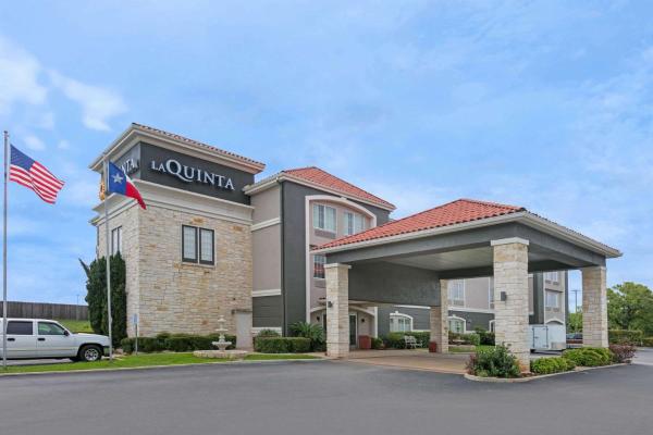 La Quinta By Wyndham Fredericksburg - Luckenbach, TX