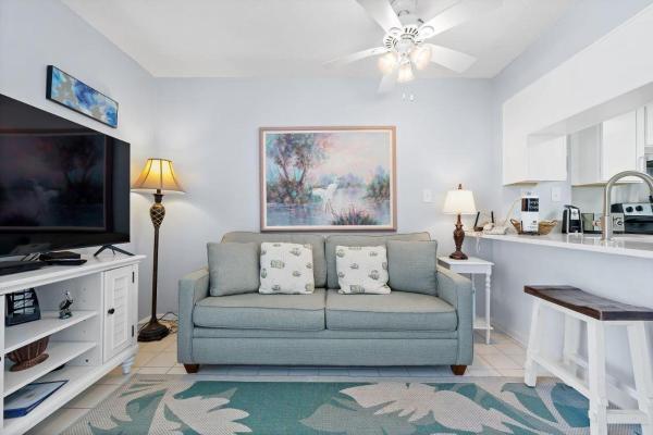 Gulf Shores Surf & Racquet 715a - Alabama