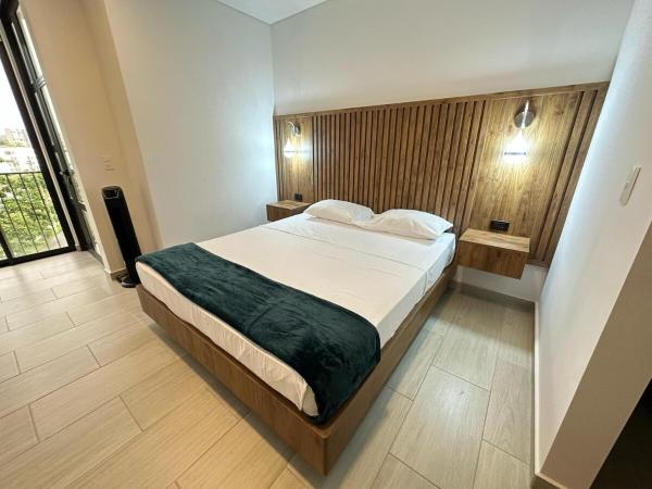 Amara404 Lindo Apartaestudio Tipo Estudio En Barrio Laureles Con Balcon - Alcalá