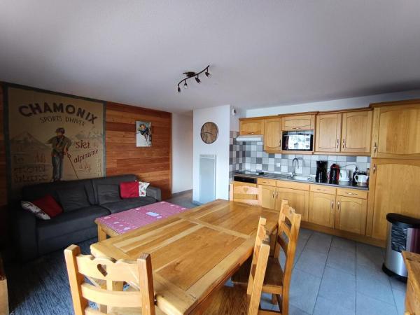 Appartement Cosy à 20m Des Pistes, Plein Sud Avec Terrasse, Pour 4 Pers., Parking Couvert. - Fr-1-445-168 - Montgenèvre