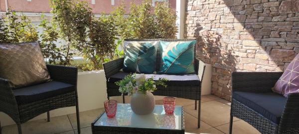 Appartement Neuf à 100 M De La Plage - New 100m From Beach - Fréjus