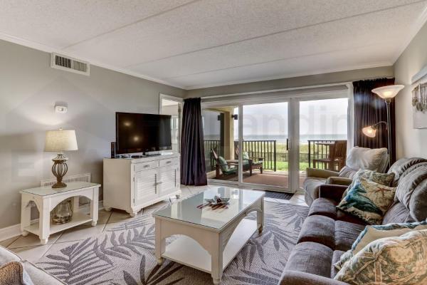 Panoramic Oceanview Condo - Fernandina Beach, FL