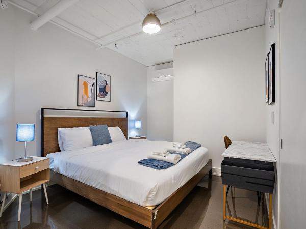 Cozysuites Nlg W Pool Bowling Alley Sauna #32 - Minneapolis, MN