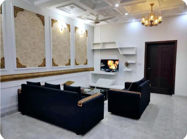 Furnished Private 1 Br Ground Floor In Dha - Lahore