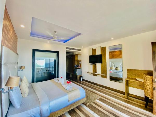 Aachman Nature Valley Resort Mashobra By Naina Staycation- Private Parking - Balcony And Valley View Rooms - Kufri