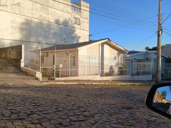 Quarto Mobiliado - Santa Maria, Brazil