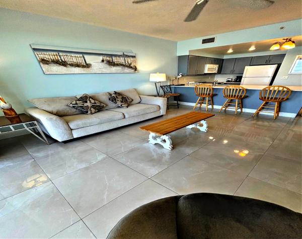 Vacation In Comfort And Luxury -1br Direct Oceanfront - Wyndham Ocean Walk Resort 1307-0 - Ormond Beach, FL