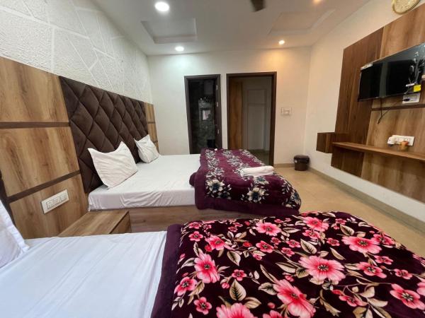 Takkars Residency 5 Min Walk From Golden Temple - 암리차르