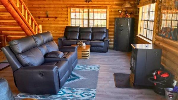 Breathe Inn Off Grid Cabin On 40 Acres - Bisbee, AZ