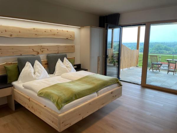 Gästezimmer Weinhof Tropper - Austria