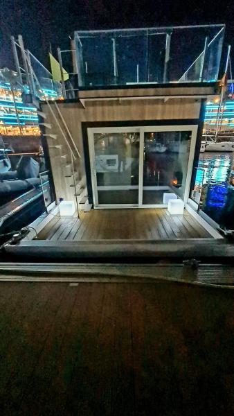 Barco-apartamento En El Náutico De Vigo - 