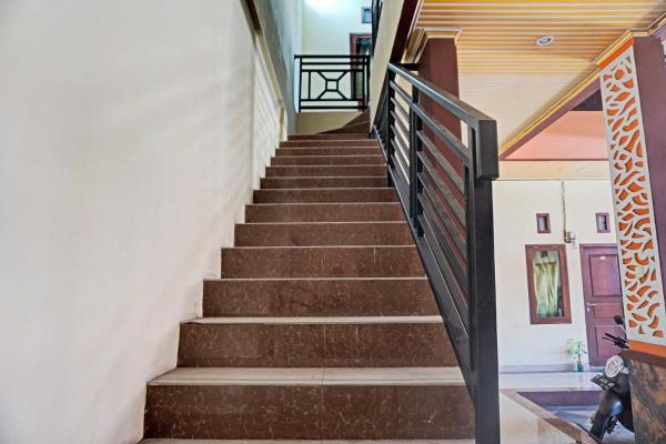Hotel O Orange Homestay Makassar - Makassar