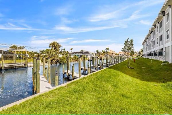 Gulf Access With Boat Slip, Heated Saltwater Pool, Dog-friendly - Bacino Vista #207 - Roelens - Cape Coral, FL