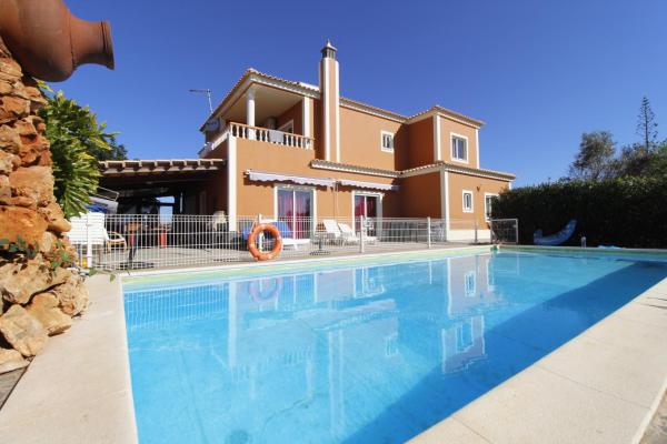 Moradia Vila Pedra - Porches