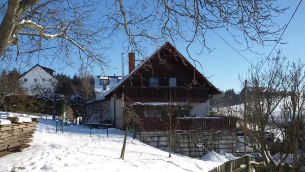 Gemütliche Wohnung In Obernaundorf Mit Gemeinschaftlichem Pool, Grill Und Terrasse - Tharandt