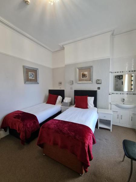 Clifton Villa - Southport - Formby